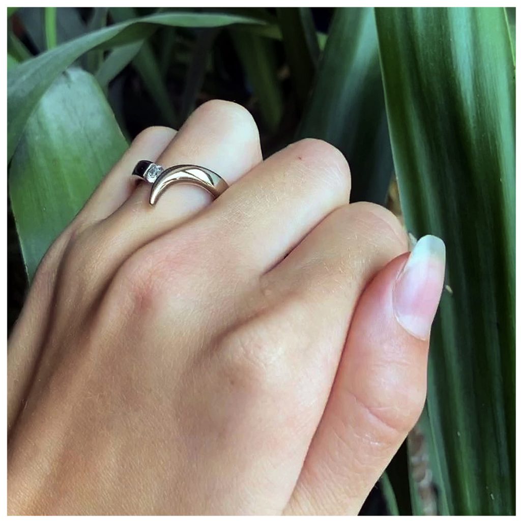 - Paul Finch Jewellery 18ct diamond point ring in white gold